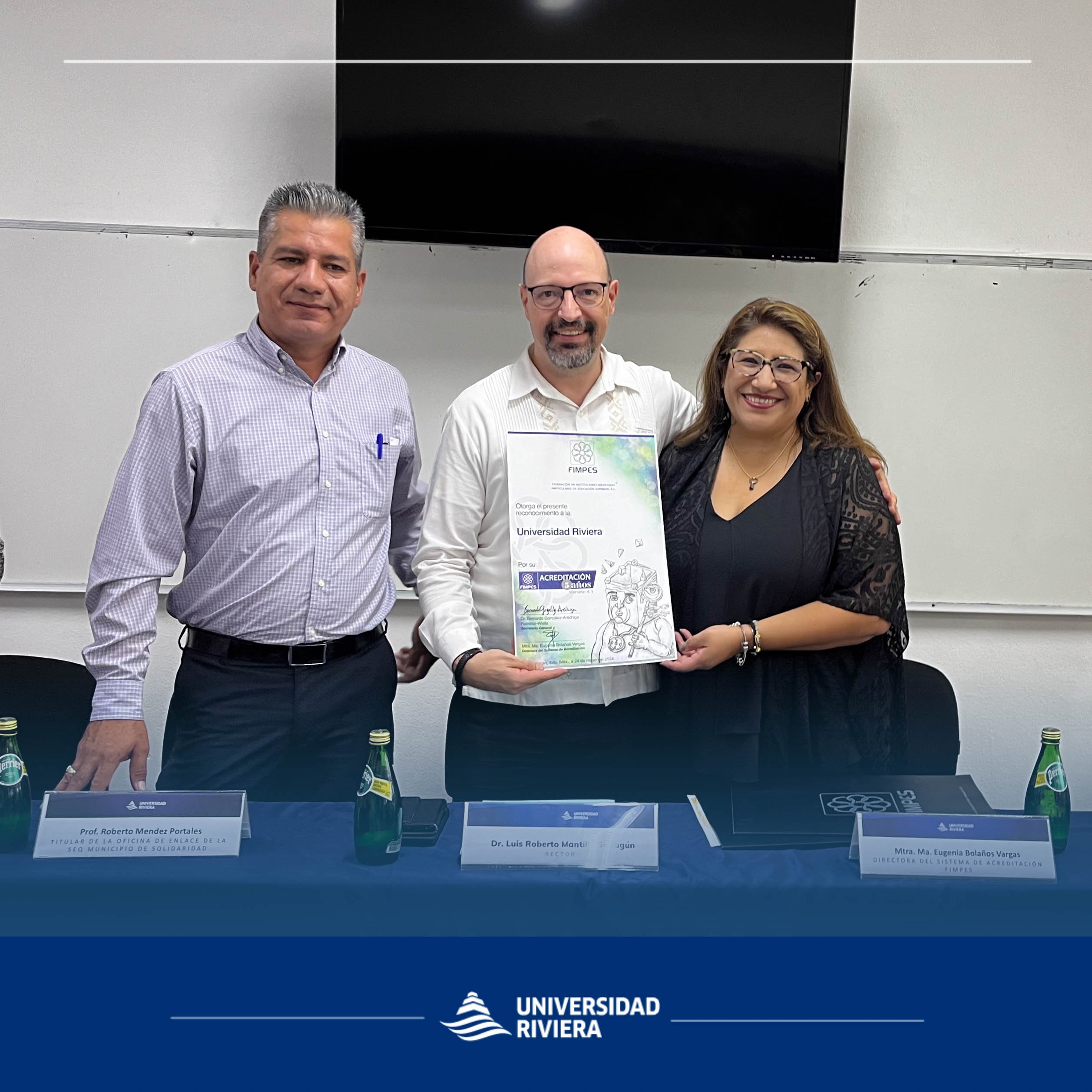 Ceremonia de Entrega de Reconocimientos FIMPES